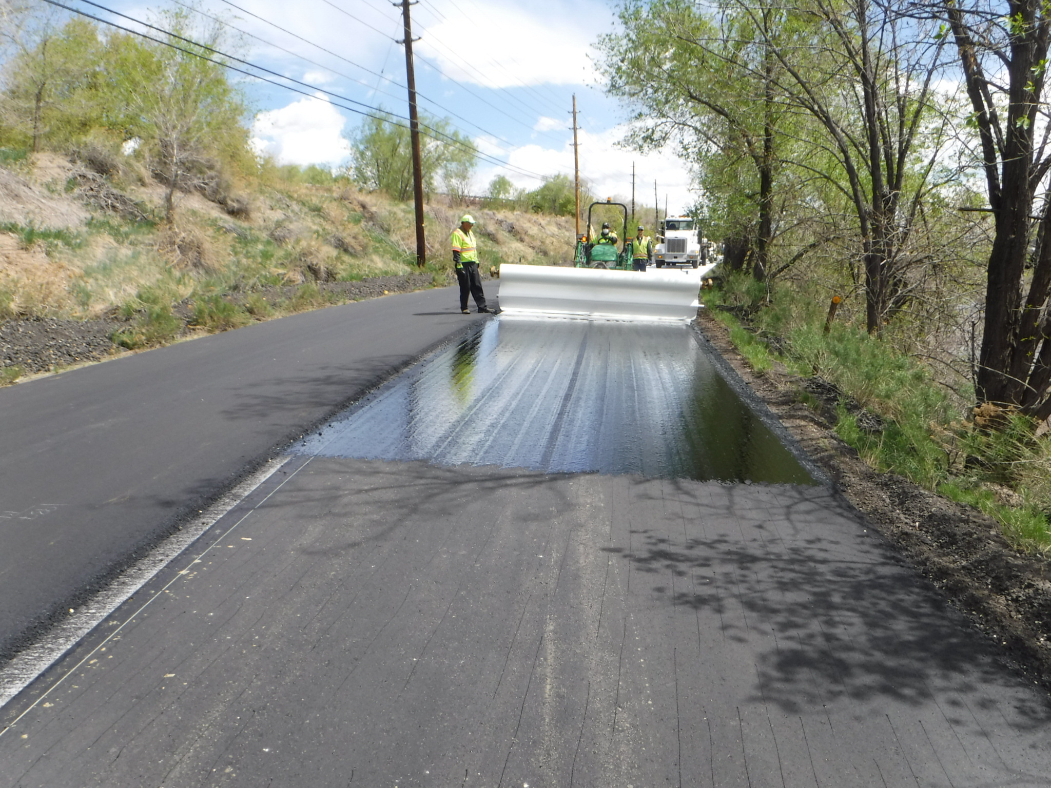 Asphalt Leveling Course Use to Compensate for Pavement Irregularities
